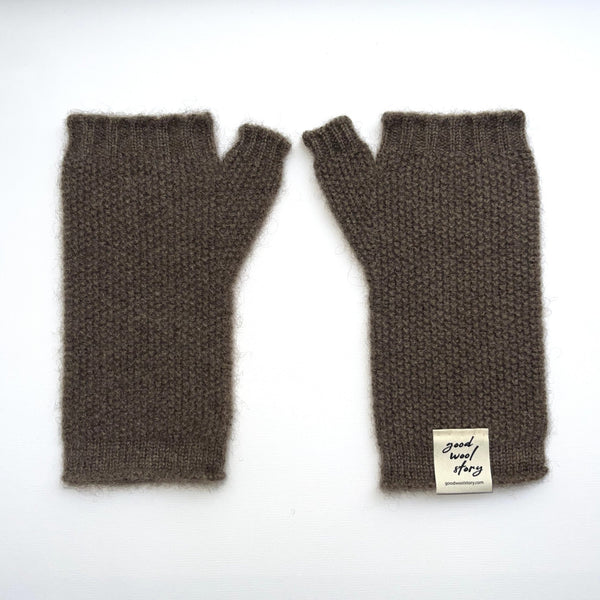 'BRB' yak wool fingerless mittens - Good Wool Story